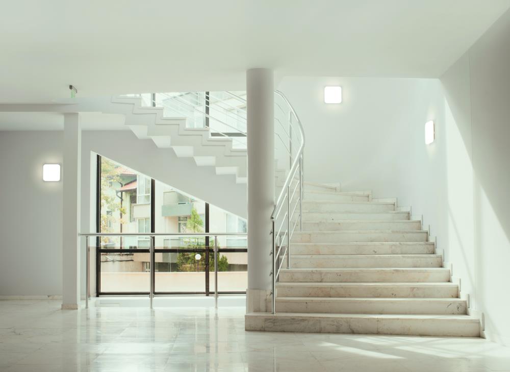 LEDVANCE Surface Square 330 LED Decken-/Wandleuchte IP44 24W 3CCT